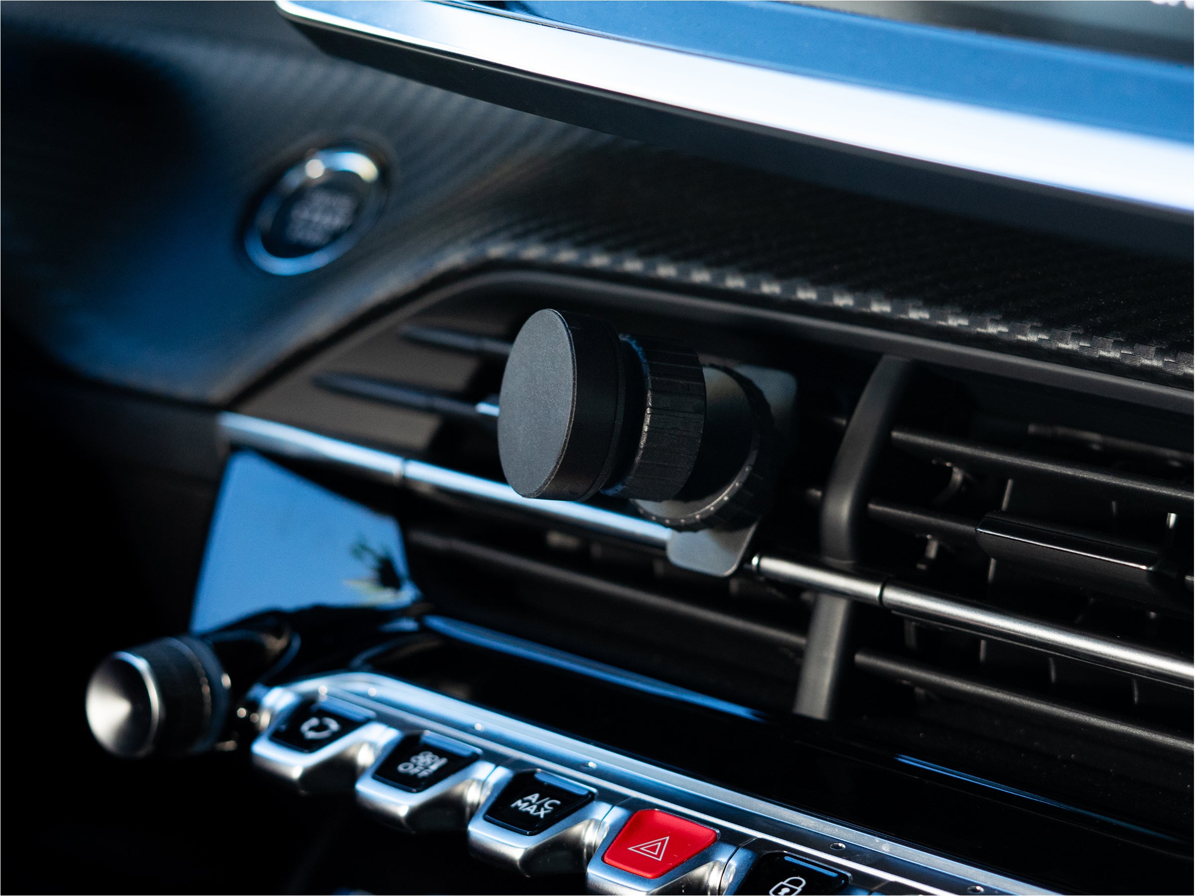 Shapeheart - Magnetic car dock – Shapeheart Store